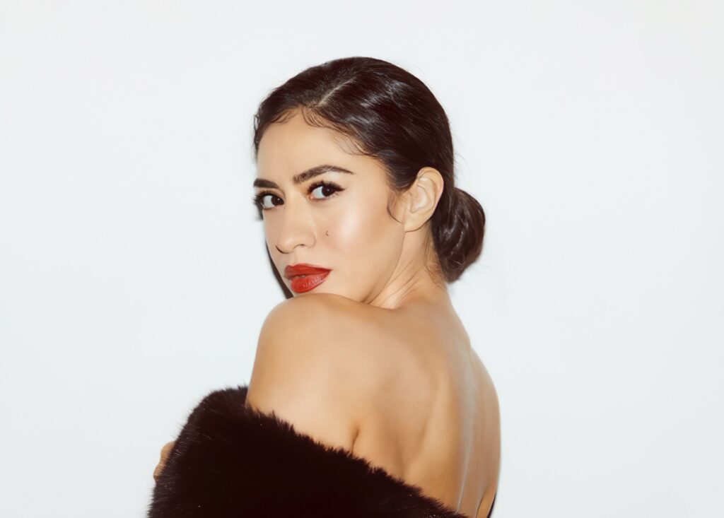 Orange Calderon - 4AM Artists