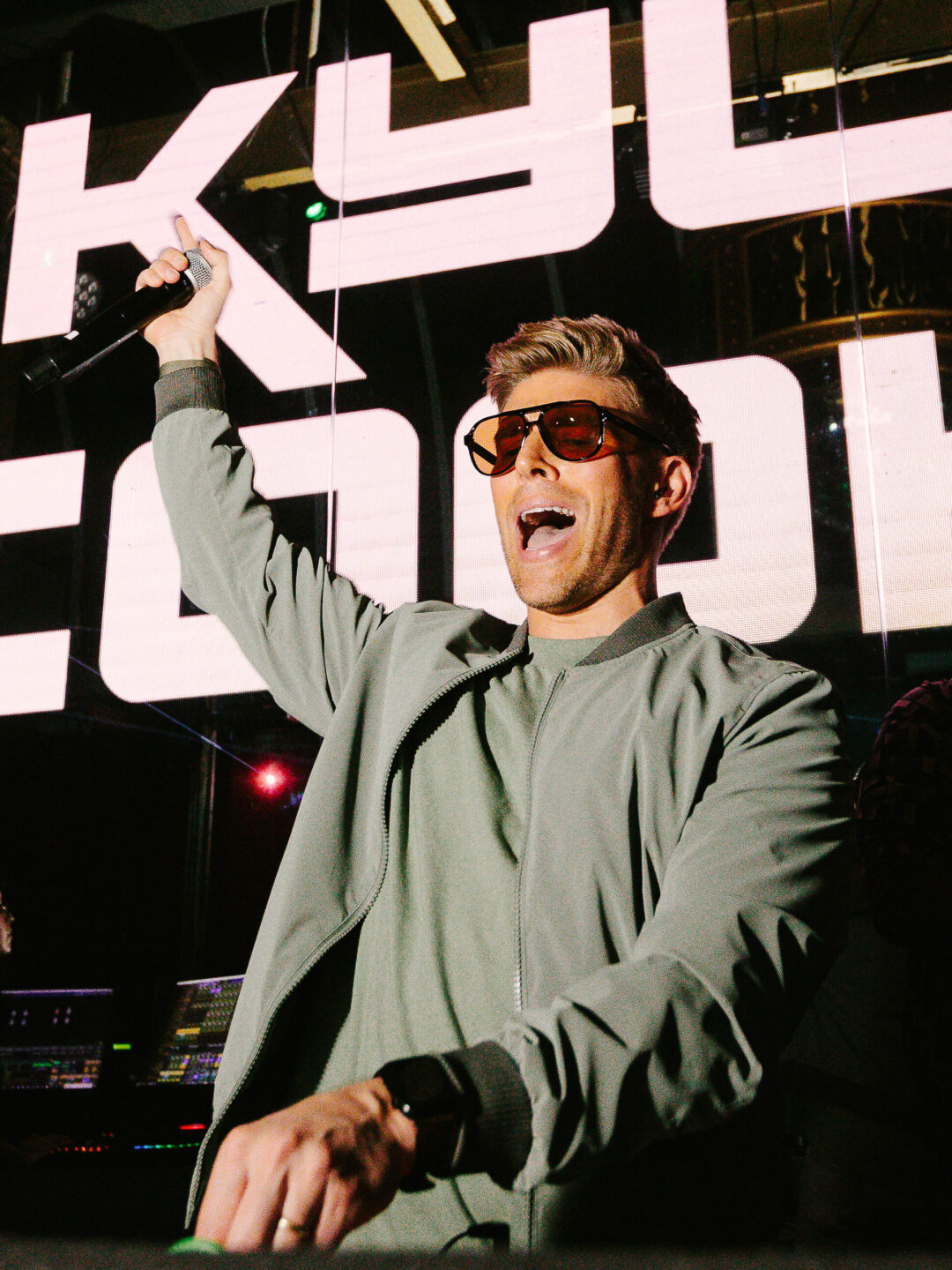 Kyle Cooke - 4AM Artists